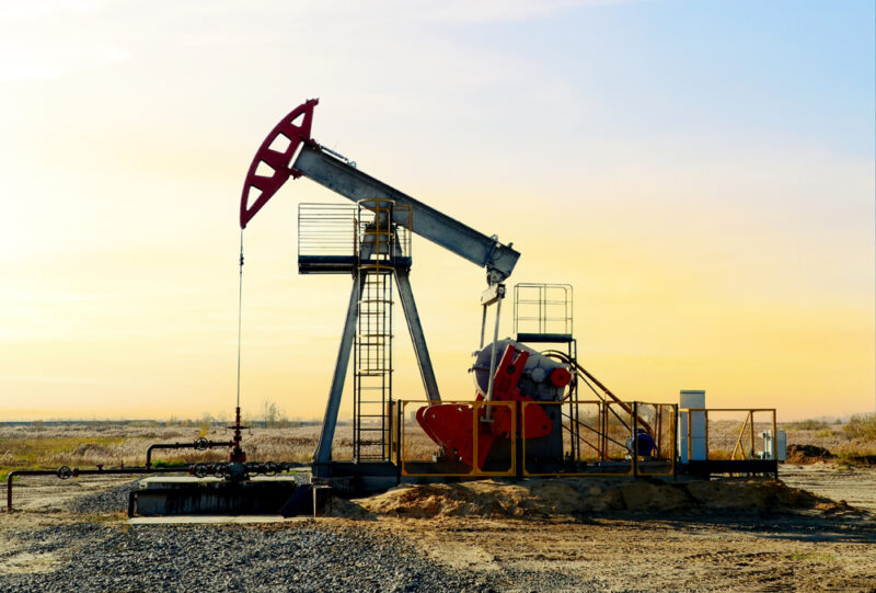 What is Oil Drilling: Everything You Should Know - LPS
