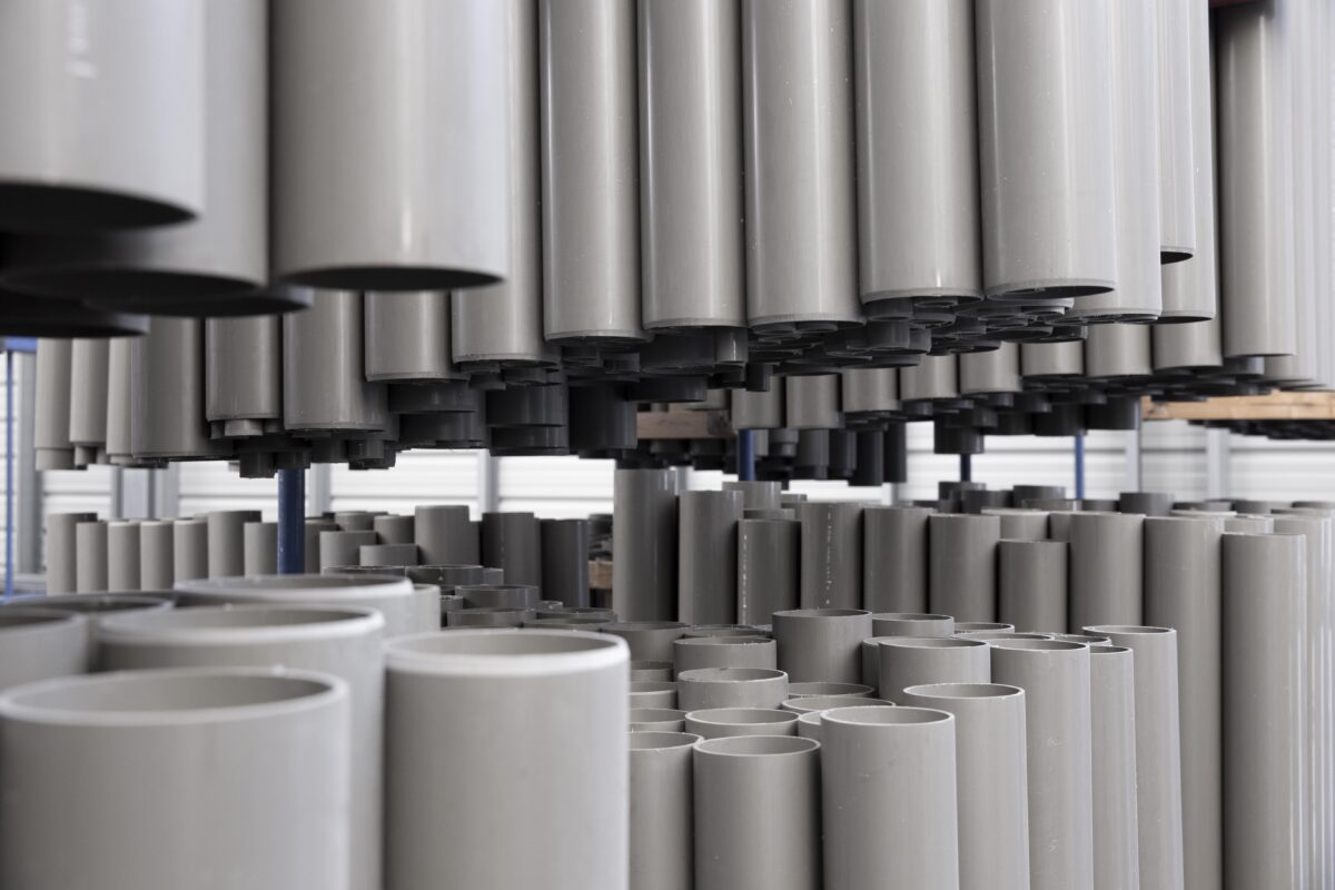 Industrial Chemical Resistant Pipes: Choosing the Best for Safety